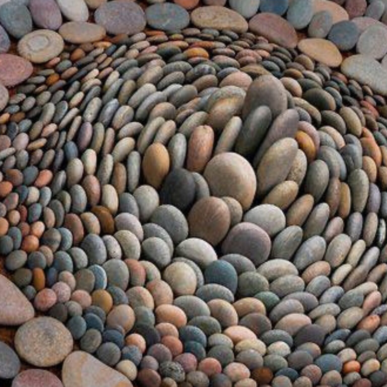 No.1 Stone & Rock Pebbles Distributor in Karnataka, Tamil Nadu & Kerala