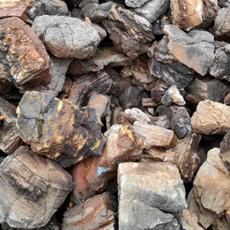 No.1 Stone & Rock Pebbles Distributor in Karnataka, Tamil Nadu & Kerala